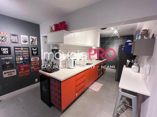 Apartamento à venda de 109 m² em condomínio clube