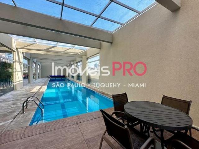 Apartamento à venda de 109 m² em condomínio clube no Jd. Aeroporto