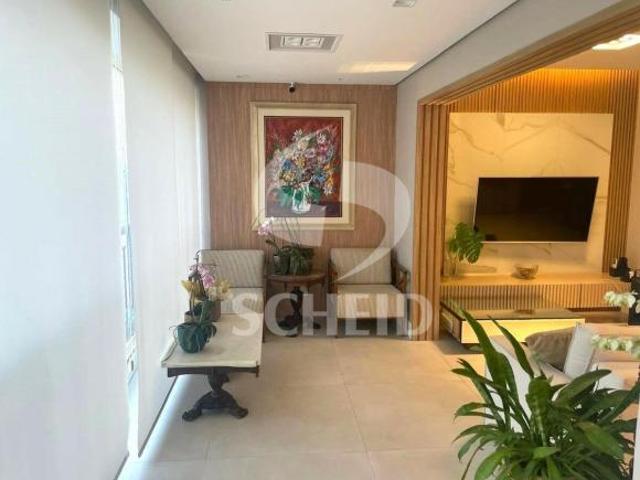 Apartamento a venda de 113,00m² útil, com 3 quartos e 3 vagas na Vila Mascote