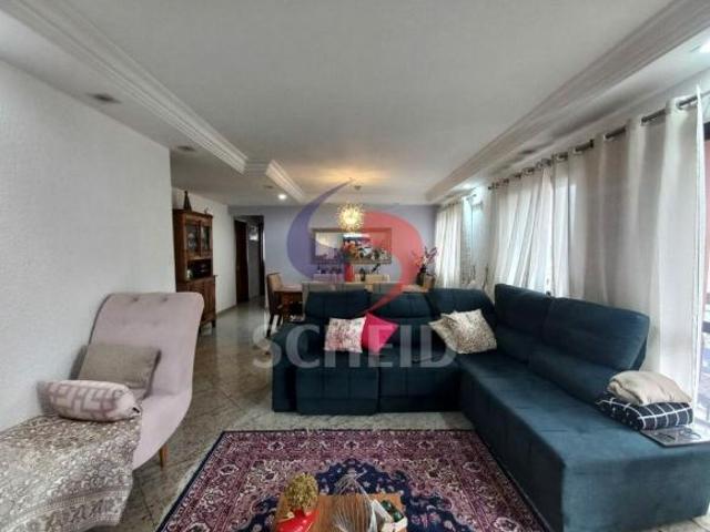 Apartamento a venda de 116,00m² útil, com 4 quartos e 3 vagas na Vila Mascote
