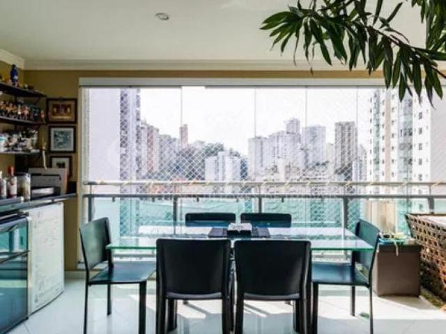 Apartamento à venda de 119,00m² útil, com 3 quartos e 2 vagas no Morumbi