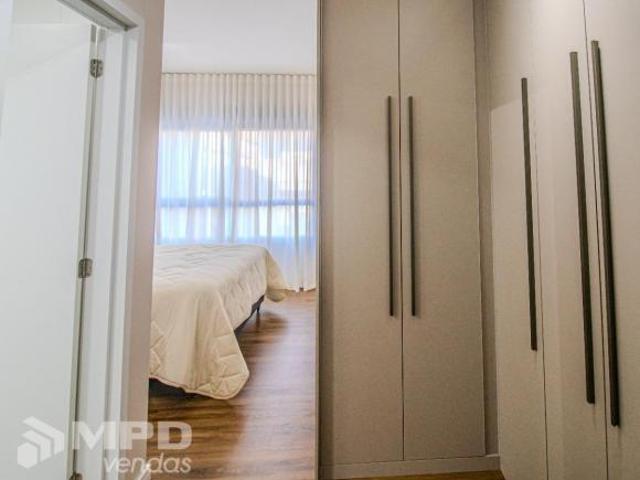 Apartamento a venda de 123 metros com 3 suítes com 2 vagas, terraço gourmet em no level Alphaville d