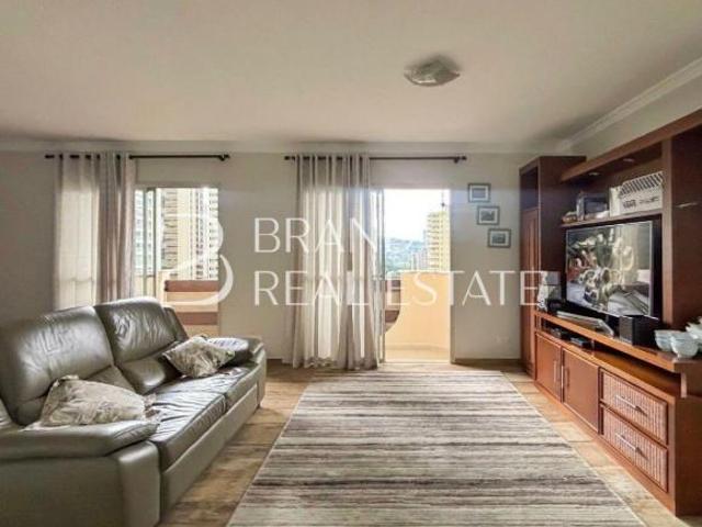 Apartamento á venda de 120m², com 03 dormitórios e 02 vagas no bairro Alto de Pinheiros