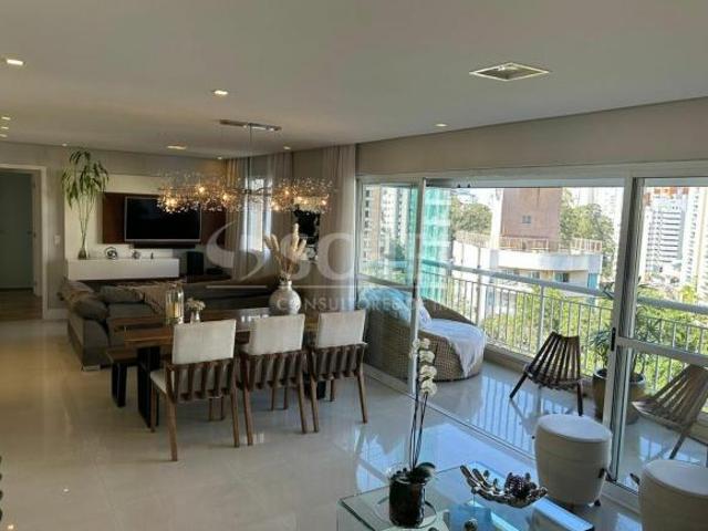 Apartamento a venda de 130,00m² útil, com 3 quartos, no Morumbi