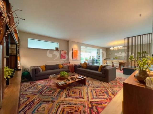 Apartamento a venda de 253,00m² útil, com 4 quartos e 2 vagas, na Consolação
