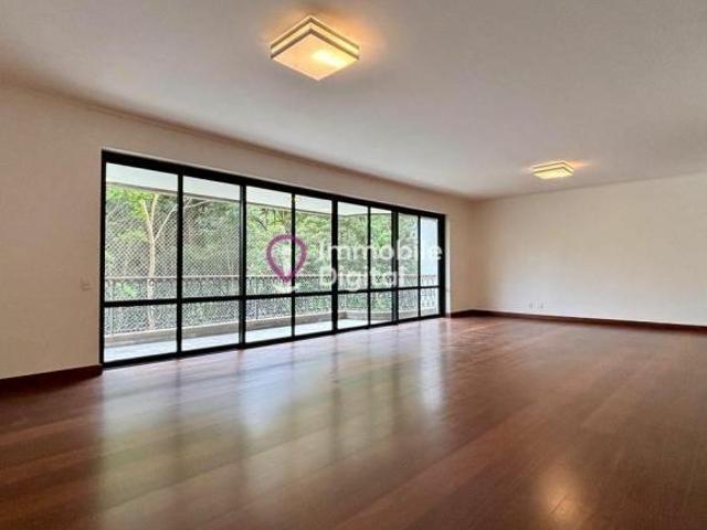 Apartamento à venda de 269m² com 4 Suítes e 3 Vagas Alto da Boa Vista Clube
