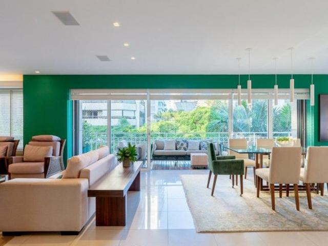 APARTAMENTO A VENDA DE 270 M2 PRIVATIVOS COM 4 SUITES E 4 VAGAS INDIVIDUAIS NA RUA ENGENHEIRO OLAVO