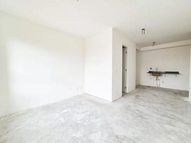 Apartamento à venda de 27,82m2 com Vaga de Garagem no Bairro Campo Belo