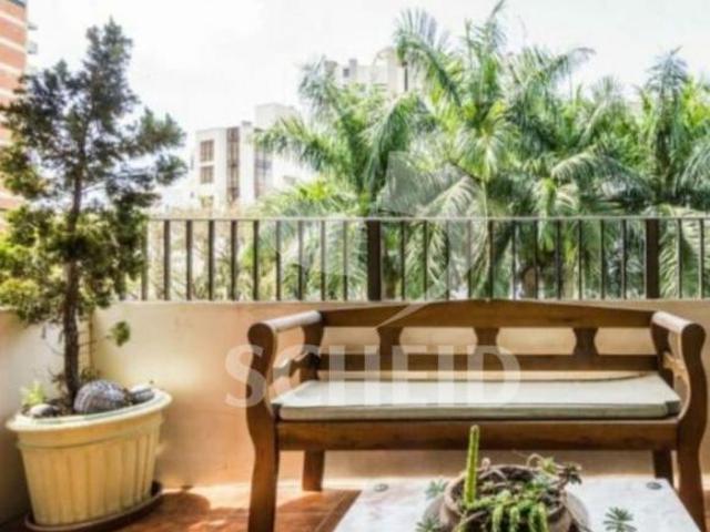 Apartamento a venda de 285 m², com 4 quartos no Real Parque!