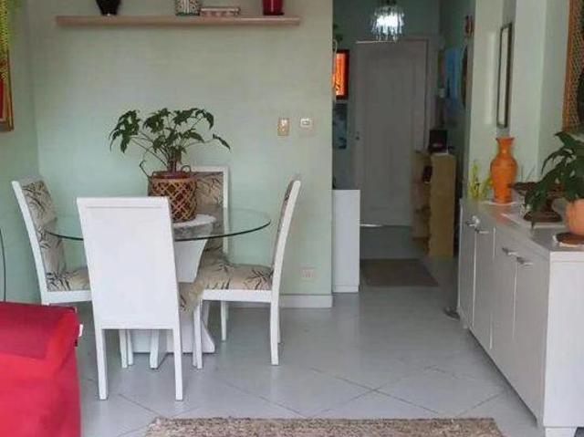 Apartamento à venda de 2 dormitórios/1 suíte no Gonzaga Avanti Imóveis
