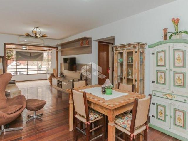 Apartamento à venda de 2 dormitórios 1 vaga e depósito, no Bela Vista Porto Alegre RS