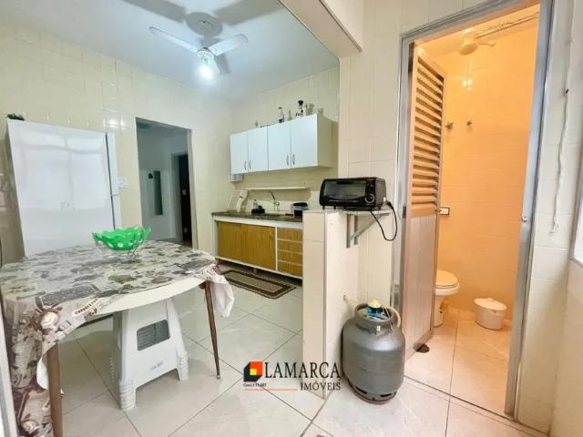 Apartamento a venda de 2 dts. No Guaruja
