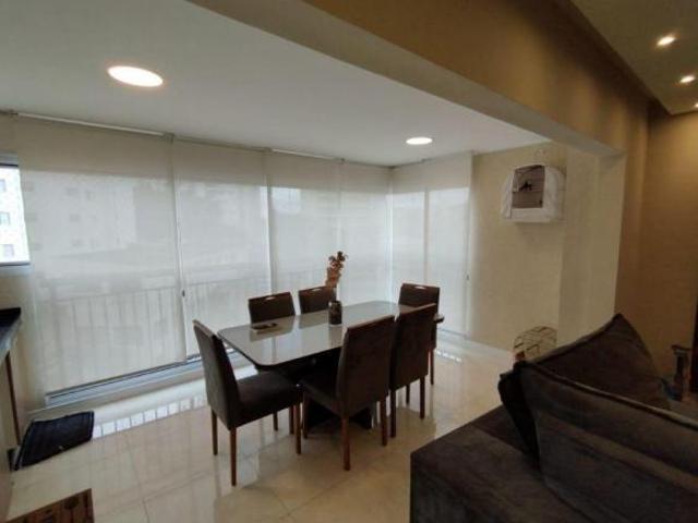Apartamento a venda de 2 suites na Vila Sao Francisco Sao Paulo