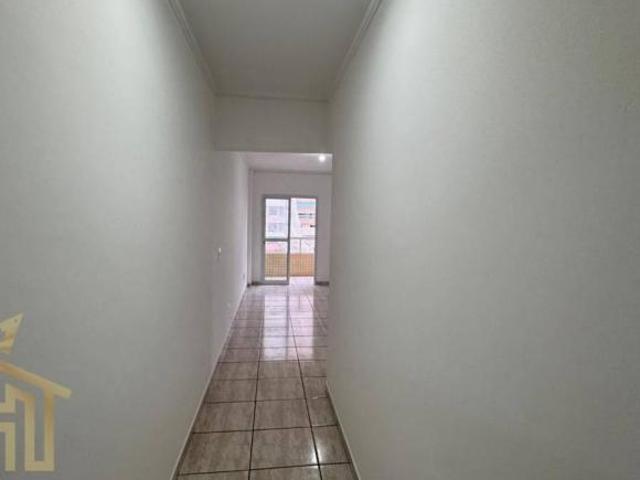 Apartamento a venda de 2 quartos, 1 suíte no bairro de Vila Guilhermina em Praia Grande