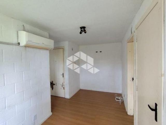 Apartamento à venda de 2 quartos, 1 vaga no bairro Vila Nova em Porto Alegre RS