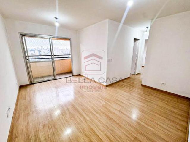 Apartamento à venda de 2 quartos, varanda, 2 vagas de garagem