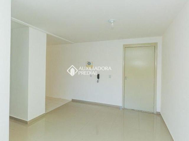 Apartamento à venda de 2 quartos com vaga escriturada no Sarandi, Porto Alegre