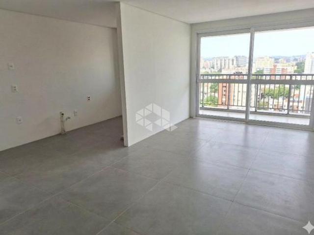 Apartamento à venda de 2 quartos e vaga de garagem no Bairro Passo da Areia em Porto Alegre/RS