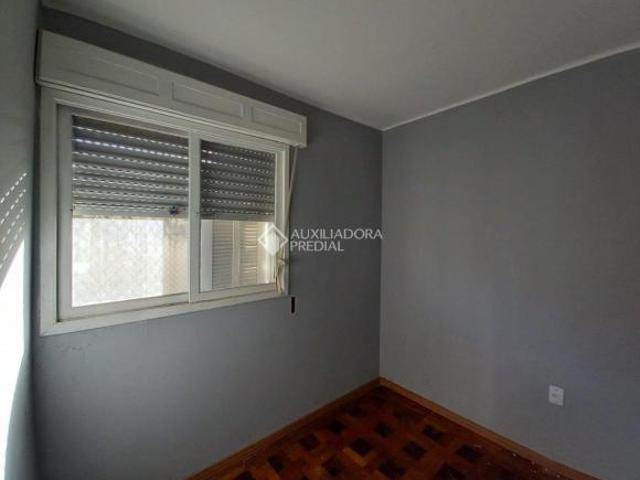Apartamento a venda de 2 quartos em Porto Alegre RS
