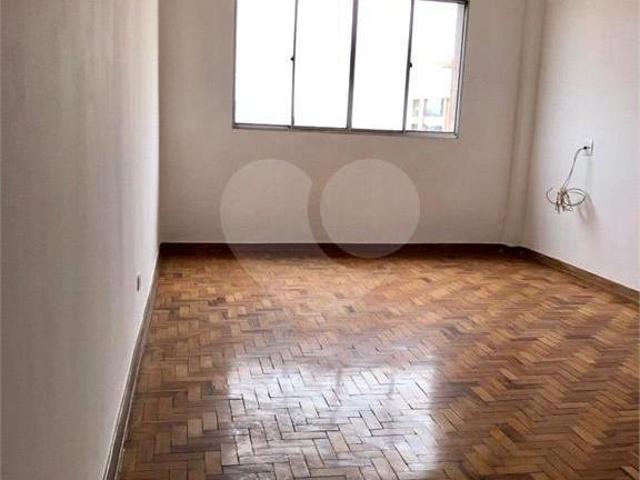 Apartamento a Venda de 2 quartos no Tucuruvi