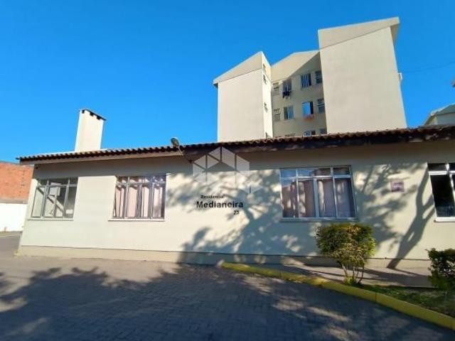Apartamento a venda de 2 quartos no bairro Medianeira em Santa Maria RS