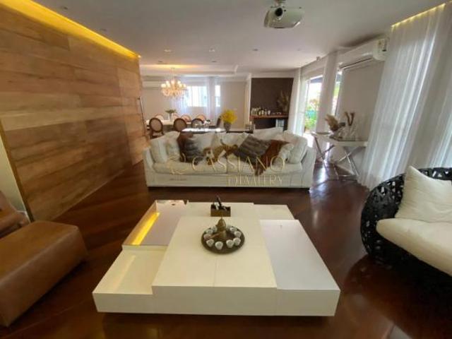 Apartamento à venda de 350m² | 04 dormitórios, sendo suítes e 04 vagas de garagem | Edifício Alphavi