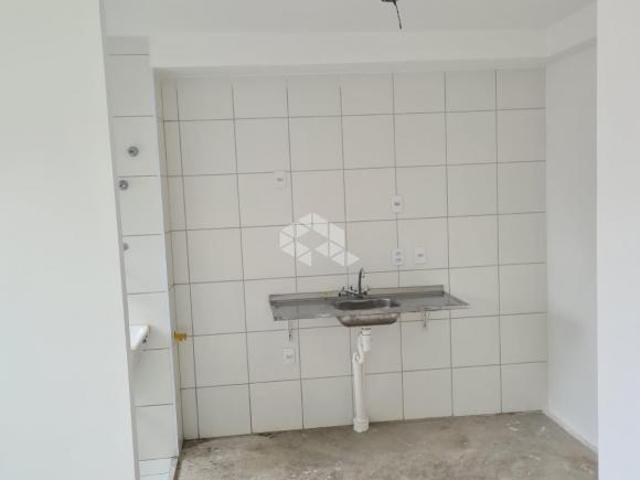 Apartamento à venda de 37m2 com 2 dorms, varanda e Sky Lounge na Barra Funda!