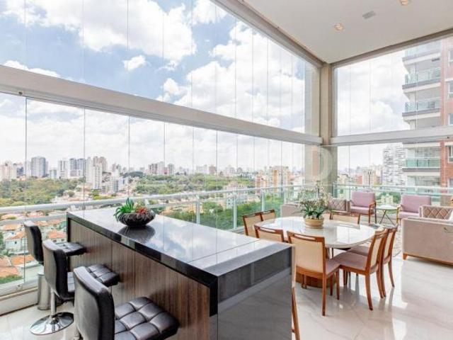Apartamento a venda de 316,00m² útil, com 4 quartos na Vila Mariana!