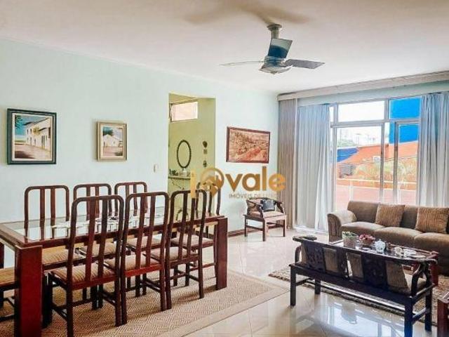 Apartamento a Venda de 3 dormitórios e 1 suíte, 185 m² Centro São José dos Campos/SP