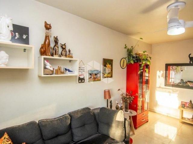 Apartamento á venda de 3 dormitórios. Linda vista pana o Guaíba. No bairro Humaitá
