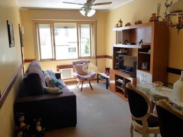Apartamento a venda de 3 dormitórios no Menino Deus