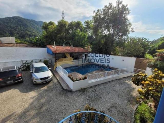Apartamento a venda de 3 dormitórios sendo uma suíte, com lazer na praia do Lázaro em Ubatuba