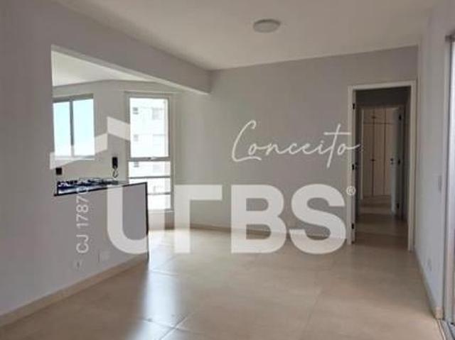Apartamento a venda de 3 quartos reformado no setor oeste