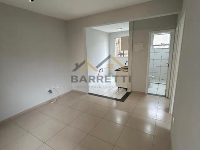 Apartamento à venda de 49m² com 2 quartos, 1 banheiro e 1 vaga de garagem no Con