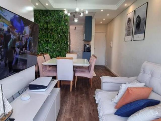 Apartamento à venda de 55m² com 2 quartos, com planejados na Vila Humaitá. REF: 16510