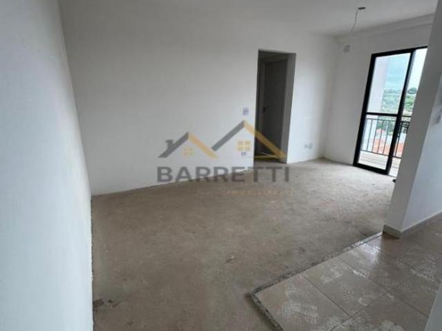 Apartamento à venda de 52m², com 2 quartos, 1 banheiro e 2 vagas de garagem no C