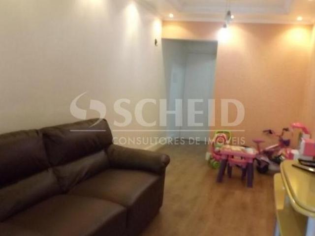 Apartamento a venda de 61,00m² útil, com 2 quartos e 1 vaga na Vila Constança