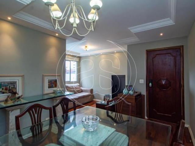 Apartamento á venda de 79m²