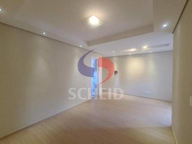 Apartamento a venda de 73,00m² útil, com 3 quartos e 2 vagas na Vila Santa Catarina