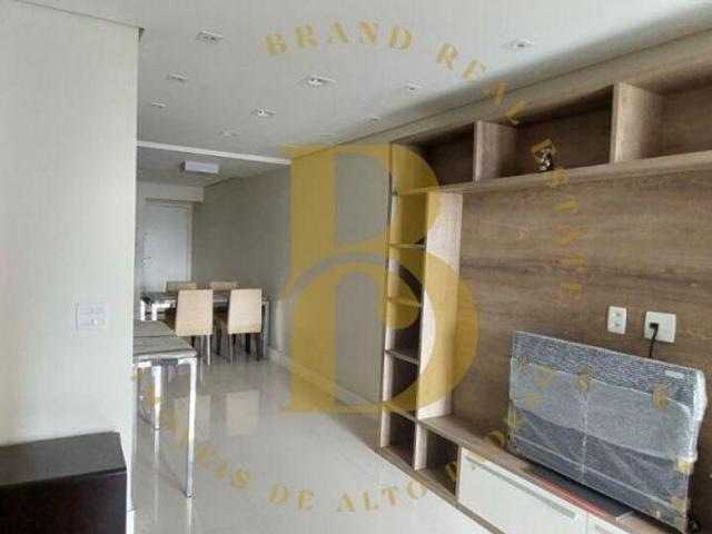 Apartamento á venda de 90m2, com 2 dormitórios e 2 vagas de garagem