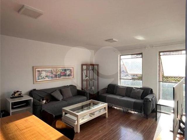 Apartamento a Venda de 93 m em Perdizes