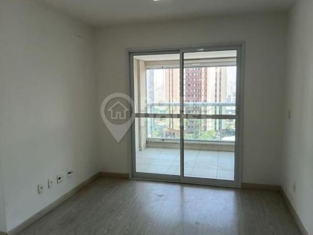 Apartamento à venda e locação na Vila Gumercindo 2 quartos 2 banheiros 1 vaga