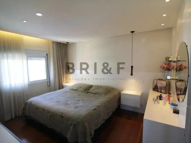 Apartamento a venda e locação com 165m², 3 suítes e 3 vagas no campo belo