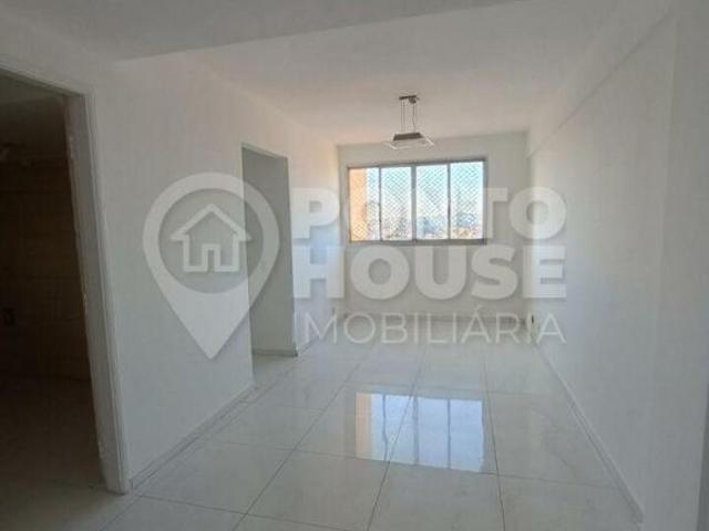 Apartamento à venda e locação com 2 dormitórios no bairro Jardim Aeroporto