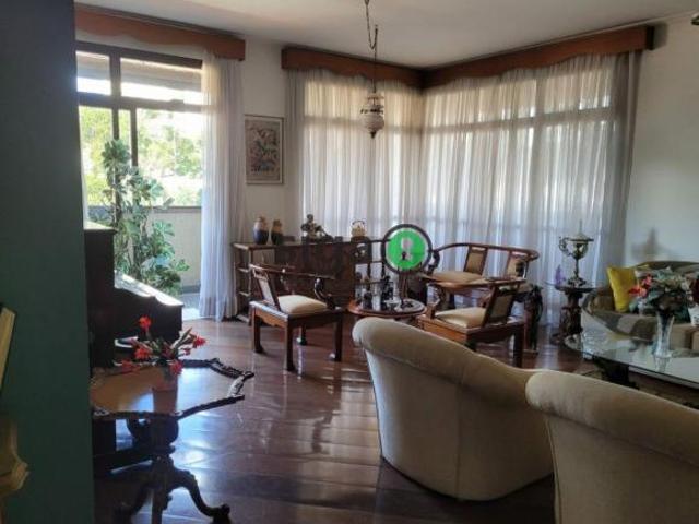Apartamento à Venda e Locação 300m², 4 Suítes, 4 Vagas Chácara Santo Antônio!