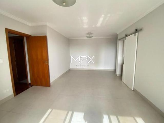 Apartamento à venda e para alugar no Edifício Ônix em Piracicaba