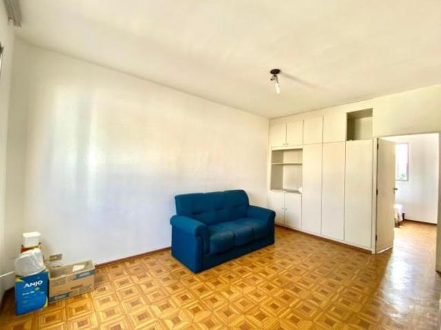 apartamento á venda e para aluguel em Centro