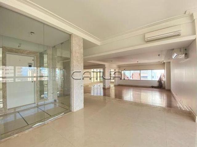 Apartamento à venda Edifício Comodoro Centro, Londrina