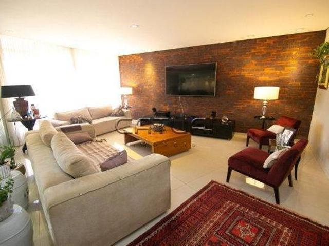Apartamento à venda Edifício Palais Lac D&apos or Caiçaras, Londrina