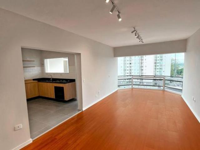 Apartamento à venda em Macedo com 105 m², 3 quartos, 2 vagas